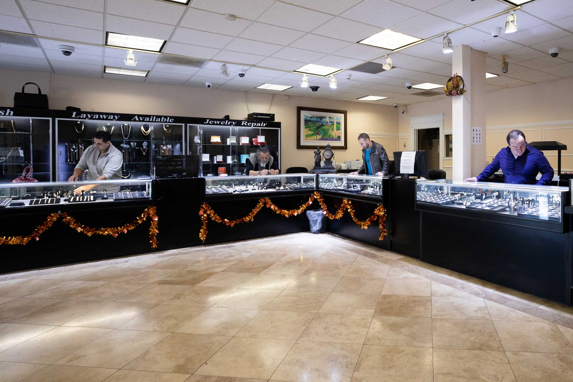 Pawn Shop in Woodland Hills CA Maxferd Jewelry and Loan
